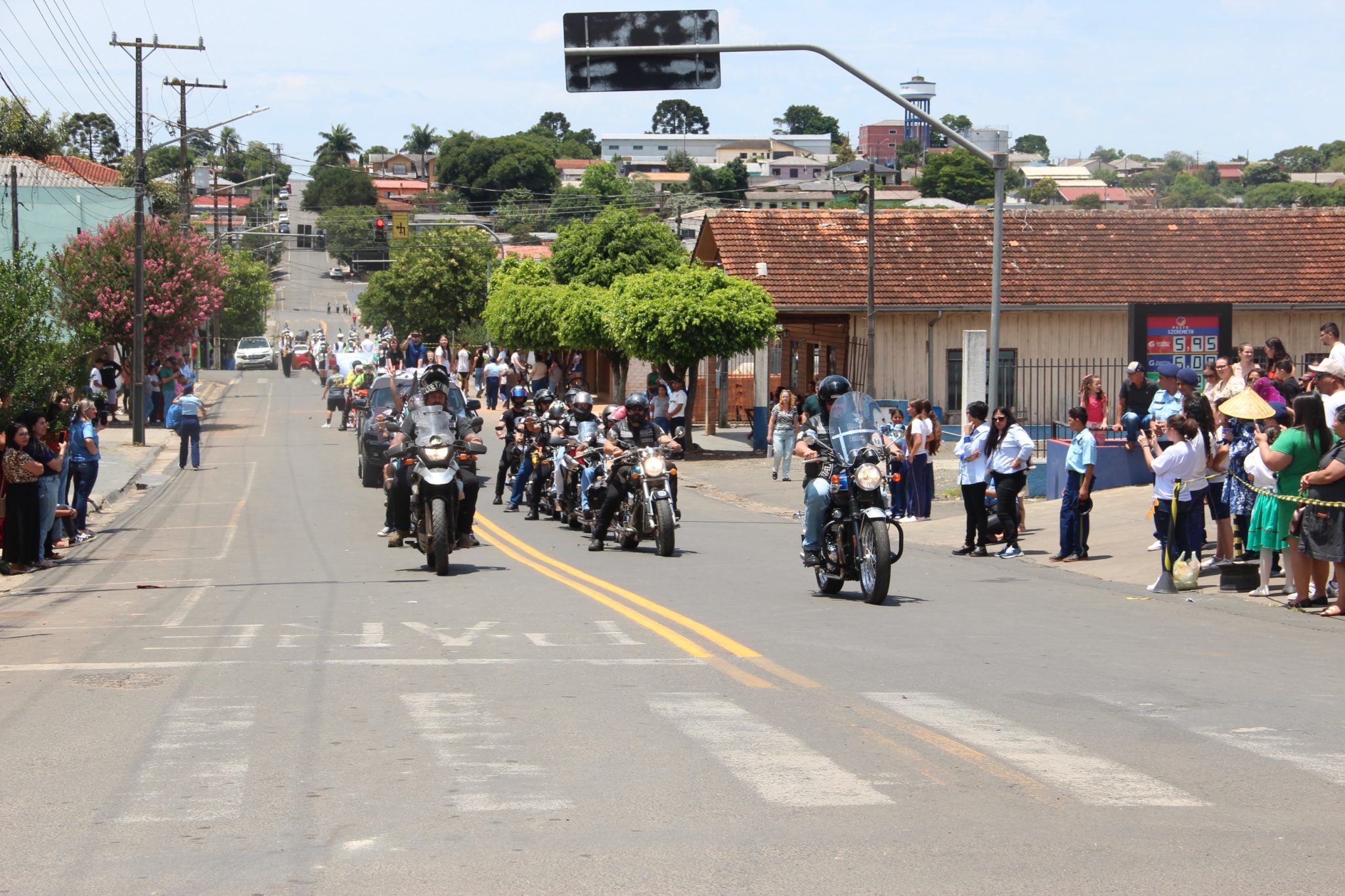 Desfile Cívico 2024 – Insanos Motoclube - Portal Reserva News